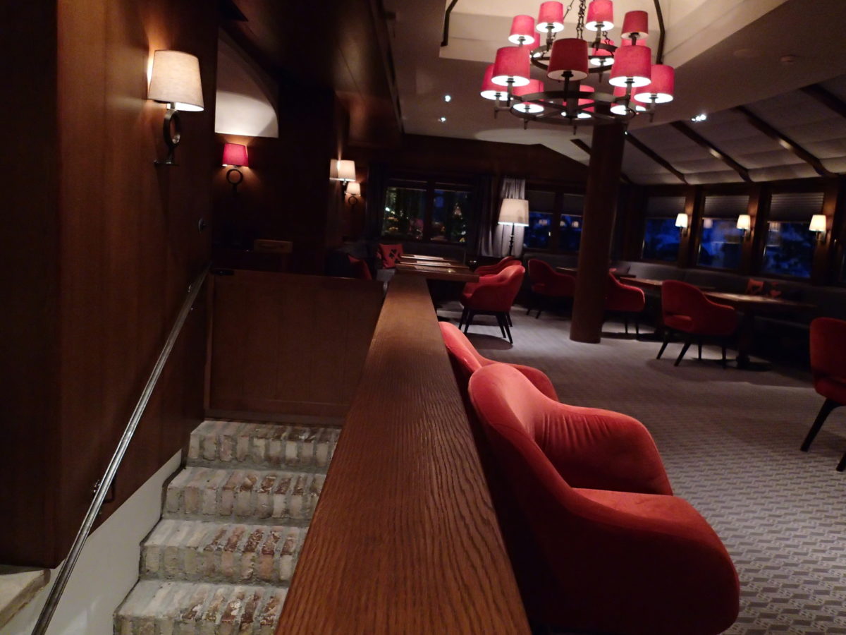 Das Wellness-Hotel Hochschober mit dem Chinaturm am Turracher See in ...